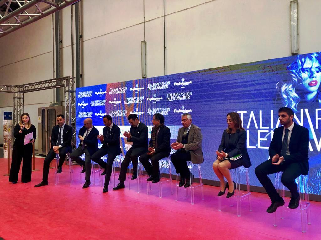 Salerno Capitale Della Moda Emergente Al Via La Tre Giorni Degli